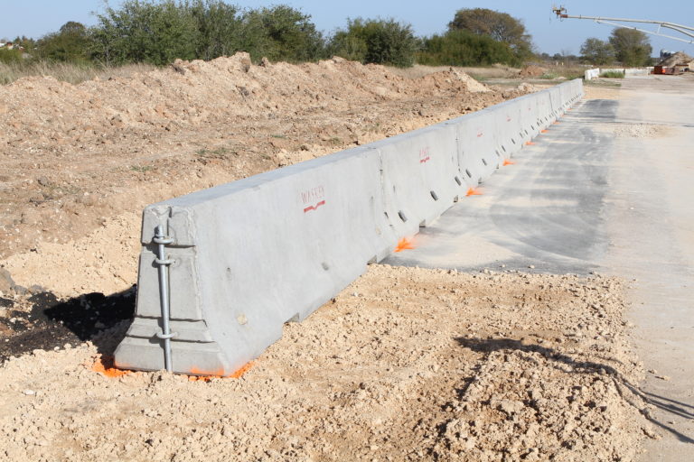 Anchored Temporary Concrete Barrier on Asphalt and Soil (405160-25 ...