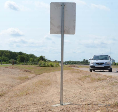 Chevron Sign Installed on 5.5H:1V Slope Ditch - Roadside Safety Pooled Fund