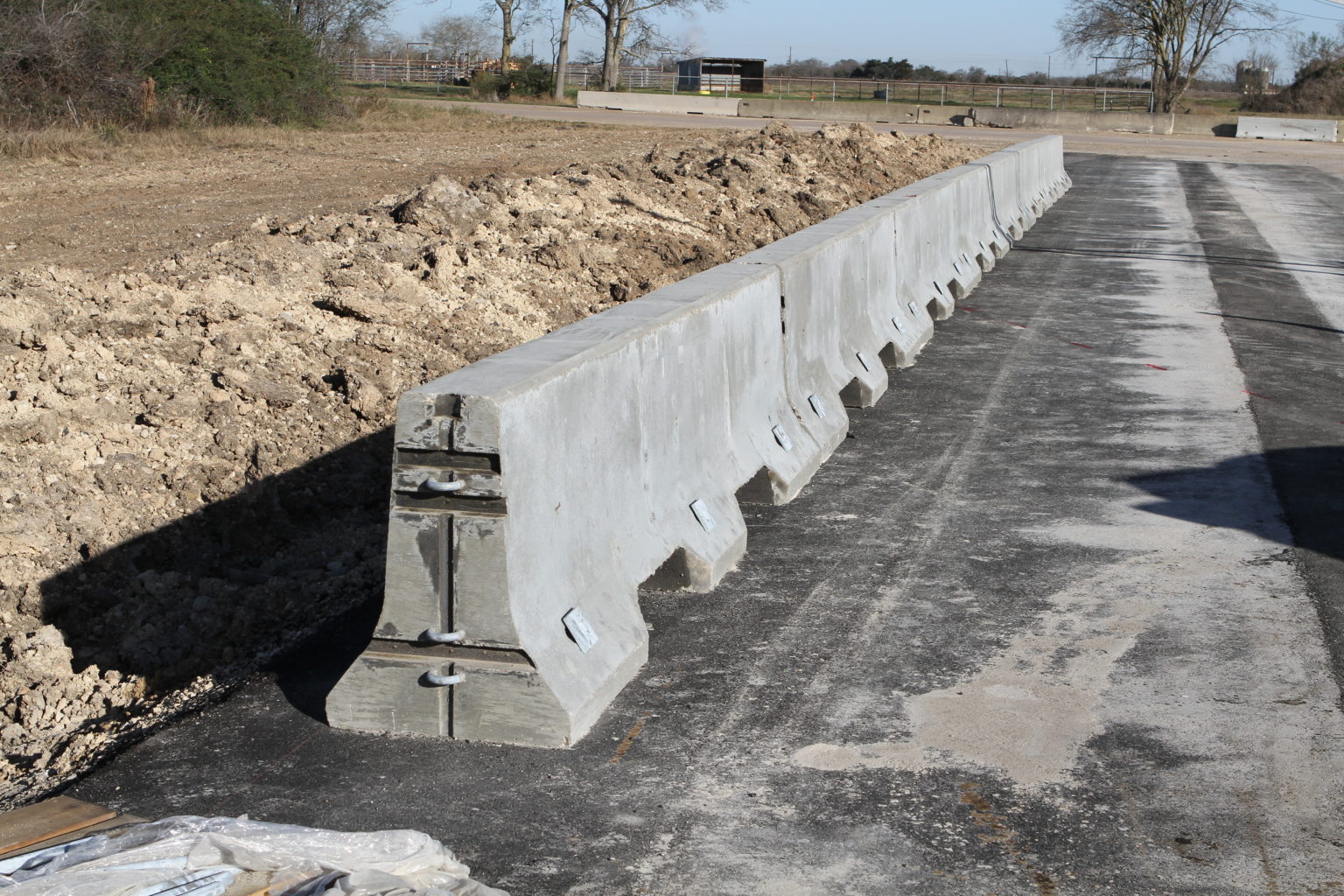 MASH Evaluation of F-Shape and Single-Slope Concrete Barriers with ...