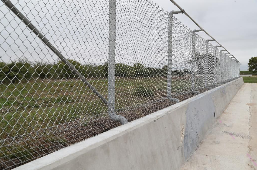 MASH 4-12 Evaluation of Single Slope Concrete Bridge Rail with Fence ...